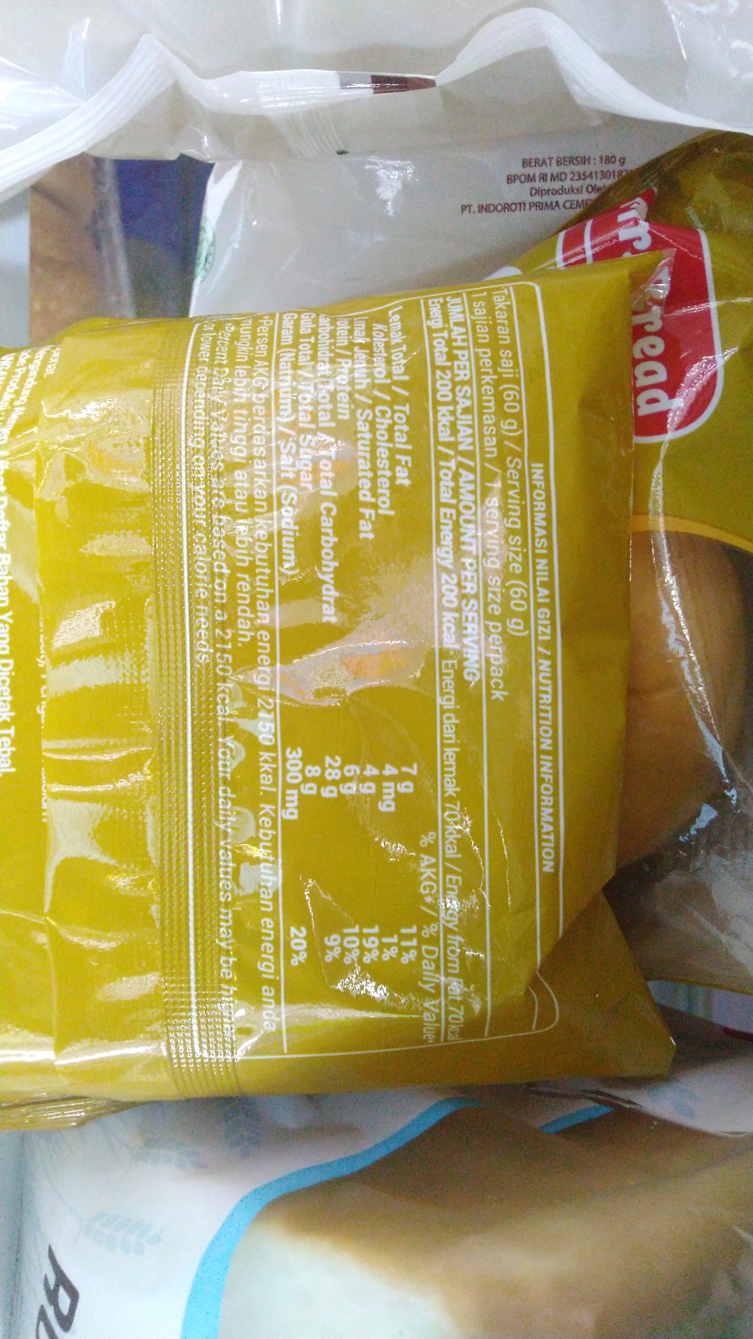 Nilai kandungan gizi Mr. Bread Roti Isi Abon Ayam Mayo Pedas